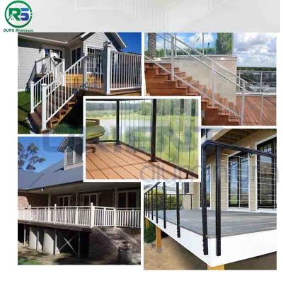 Cina Wood Color And Black Contemporary Aluminum Fence of Aluminum Product Thickness 20MM in vendita