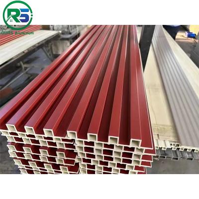 China Milieuvriendelijk lineair metalen plafond met 0,9 mm wit aluminium plafond Te koop