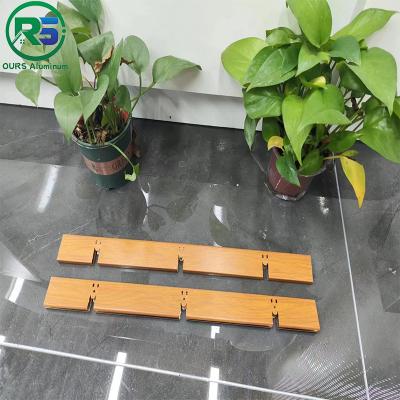 Cina soffitto in strisce di alluminio di 15 mm rivestito in polvere bianca in vendita