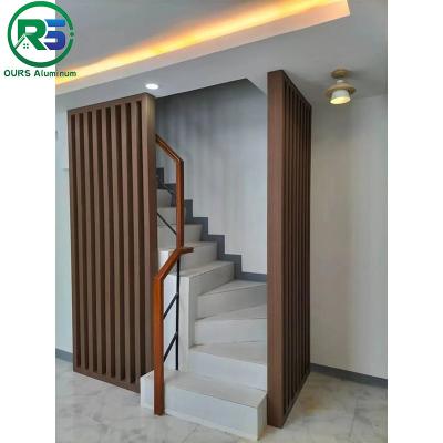 Cina External Commercial Aluminum Art Deco Metal Panels Screen Blue Sky Metal Wall Tiles in vendita