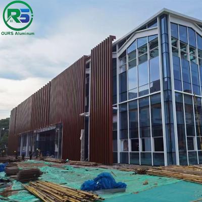 China Modern and Simple Design Aluminum Wall Panels for Popular Decoration Te koop