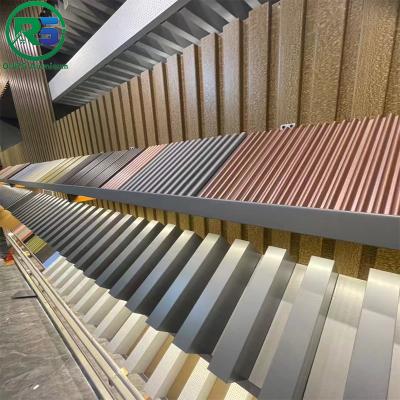 China Aluminium wandpanelen 0,6-3,5 mm Dikte in wijnrood voor veelzijdige bescherming en verstelbare zichthoogte for sale