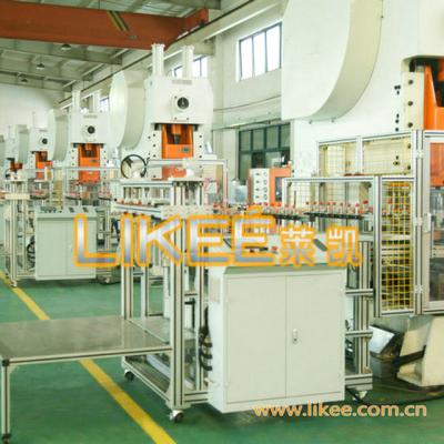 China Full automatic aluminum foil food dishes making machine aluminum foil container machine with high quality for sale