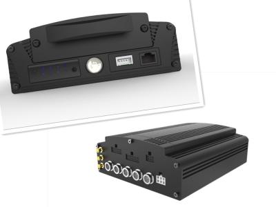 중국 SD 이동할 수 있는 차량 DVR 4 사진기는 리눅스 운영 체제 지원 최대 2TB 4*720P 다 언어 안전 Policecar를 입력했습니다 판매용