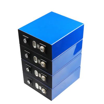 Cina 3.2V 272Ah Lithium Ion Storage Battery For Solar Energy Stock in vendita