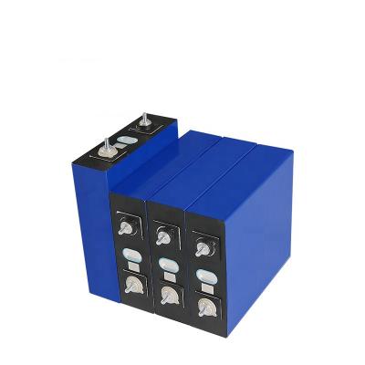 Cina 202ah Lifepo4 Storage Battery 3.2V Prismatic For ESS Electric Vehicle in vendita