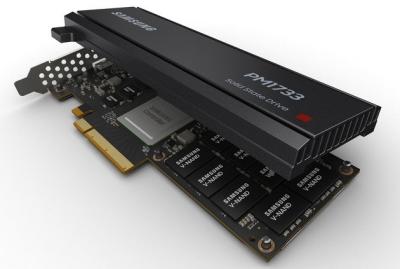 Cina Disco rigido ad alte prestazioni per Samsung PM1733 3.84T U.2 con PCIe Gen3/4*4 in vendita