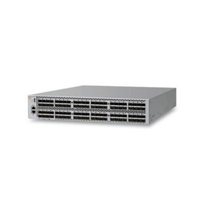 中国 Brand Brocade G630 Switch 32G Fibre Channel Switch with 256Gb/s frame-based trunk 販売のため