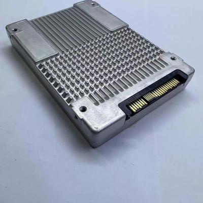 Cina High Endurance Enterprise nvme Server SSD  hard drive Intel P4420 7.68T U.2 in vendita