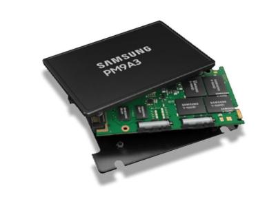 中国 High-speed, automated SSD with PCIe Gen 4 x4 interface for Samsung PM9A3 SSD hard drive 販売のため
