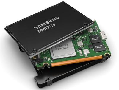 Cina Secure Samsung PM1733 1.92T U.2 for DELL version with PCIe Gen3/4*4 interface in vendita