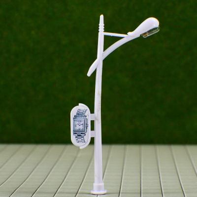 Cina 6V personalizzato Billboard Street plastica scala modello lampione per ferrovia HO layout 7 cm in vendita