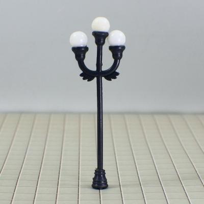 Cina N scala Street Lighting Train Layout modello lampione 7 cm in vendita