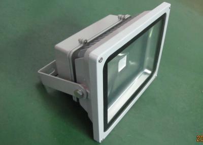 Cina 50W luci di inondazione all'aperto ricaricabili del giardino LED con l'angolo di vista 140° in vendita