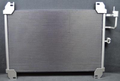 Cina Condensatore universale di corrente alternata auto Condensatore d'aria auto BUICK Rainier CXL 2004-2007 89019054 in vendita
