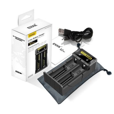Cina Enook X2 18650 Caricabatterie agli ioni di litio DC 5V 2A Con cavo USB in vendita