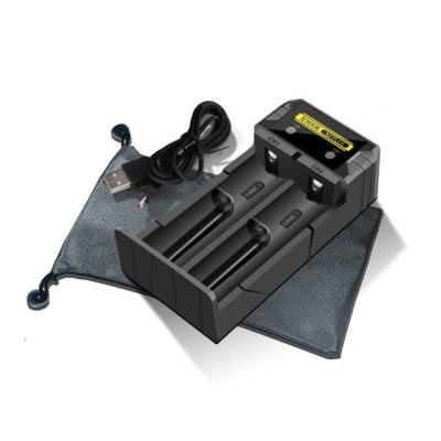 Cina Enook X2 18650 Caricabatterie agli ioni di litio DC 5V 2A Con cavo USB in vendita