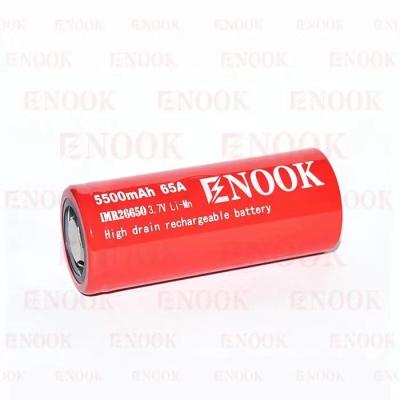 Cina 5500mAh 3.7V batteria agli ioni di litio 26650 ricaricabile 18650 batteria ad alto scarico in vendita