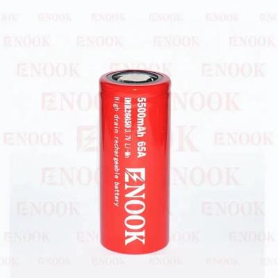 Cina 5500mAh 3.7V batteria agli ioni di litio 26650 ricaricabile 18650 batteria ad alto scarico in vendita