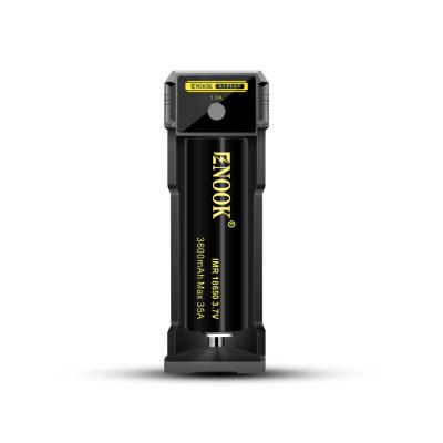 Cina Caricabatterie agli ioni di litio DC 5V 1A Compatibile con batterie 26650 20700 21700 18650 in vendita