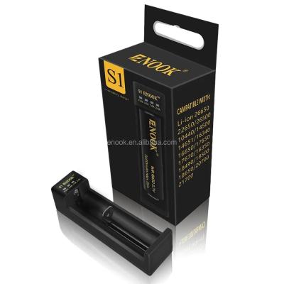 Cina Caricabatterie Li-Ion a corrente continua 4.2V Smart Multi Charger con corrente 2A 1A 0.5A in vendita