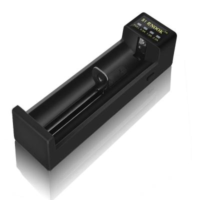 Cina Caricabatterie Li-Ion a corrente continua 4.2V Smart Multi Charger con corrente 2A 1A 0.5A in vendita