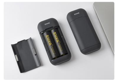 Cina Ricaricabile 18650 21700 batteria agli ioni di litio tipo C in vendita