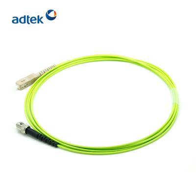 Cina Verde del limone del cavo di toppa OM5 3M della fibra semplice del PVC/LSZH di SC/UPC-ST/UPC in vendita