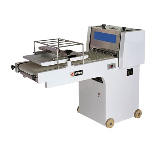 Quality Full Automatic Bread Toast Moulder 3000pcs/H Commercial Bagel Making Equipment for sale