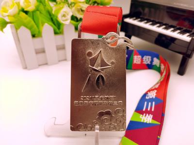 Cina Medaglia in lega di zinco Goldplating 5k che esegue spessore delle medaglie 2.5mm in vendita