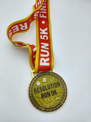 Cina Medaglia in lega di zinco Goldplating, 5k che esegue spessore delle medaglie 2.5mm in vendita