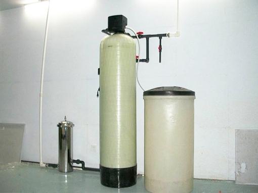 Quality Manual Regeneration FRP Water Softener System Corrosion-Resistant Tank Low Investment Small Workshop Application for sale