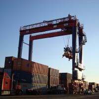 China Heavy Load Dock Gantry Harbour Crane 50 Ton RTG Wireless Remote Control for sale