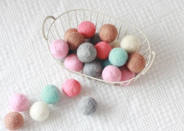 Quality Environmental Friendly Wool Felt Balls Perfect For Garland / Necklaces / Earrings for sale