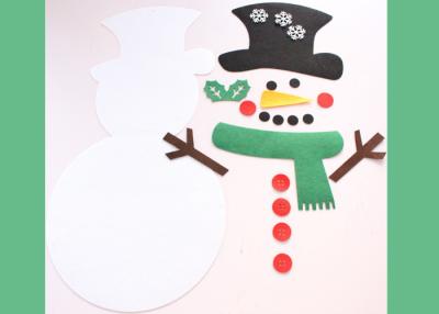 Cina Il pupazzo di neve dei regali DIY di natale di attaccatura di parete ha ritenuto le decorazioni di Natale con gli ornamenti 31pcs in vendita