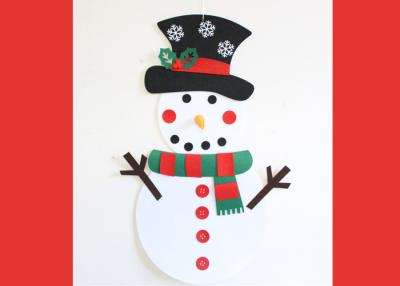 Cina Il pupazzo di neve dei regali DIY di natale di attaccatura di parete ha ritenuto le decorazioni di Natale con gli ornamenti 31pcs in vendita