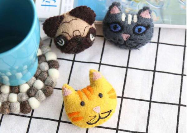 Quality Handmade Childrens Interest Cute Brooch Felt Decoration For Bag Ornament for sale