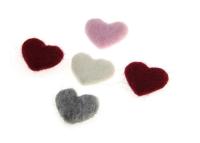 Quality 3 Cm Wool Handmade Felt Heart Ball Floral Material For Christmas Decoration for sale