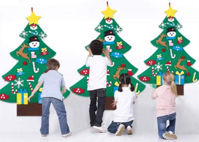 Cina l'albero di Natale del feltro di 3ft Diy con 26 pc orna la decorazione della parete in vendita