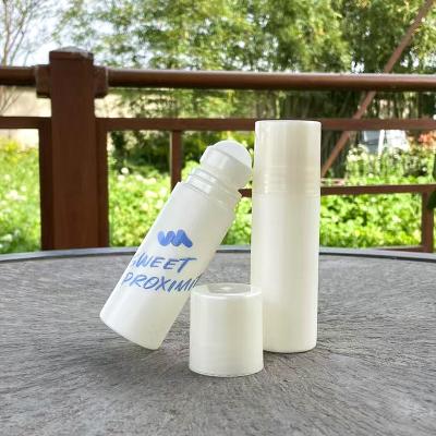 中国 100ml PP ロールオン エッセンシャルオイルボトル 空のローラーボール香水ボトル 販売のため