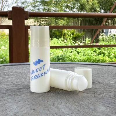 中国 100ml PP ロールオン エッセンシャルオイルボトル 空のローラーボール香水ボトル 販売のため