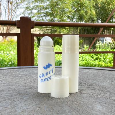 中国 100ml PP ロールオン エッセンシャルオイルボトル 空のローラーボール香水ボトル 販売のため