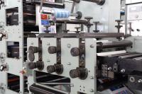 China Automatic Label High Speed Flexo Printing Machine With Lamination Station Box Printing Machine for sale