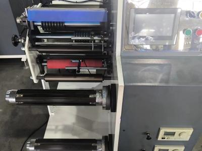 Cina SR-350FZ Servo motor driven 200m/min Slitter Rewinder Machine Press & Cutting Plotter con motore di pompa a marcia Componenti principali PLC in vendita