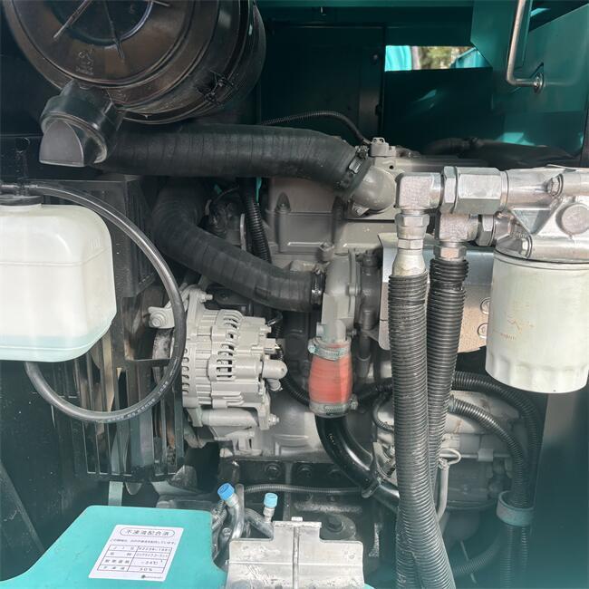Kobelco SK75 Excavator Engine