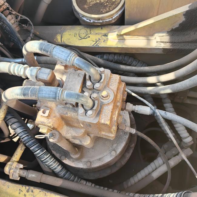 Komatsu PC450-8 Excavator Hydraulic Pump