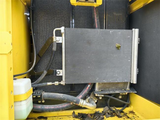 Komatsu PC200-8 filter elements