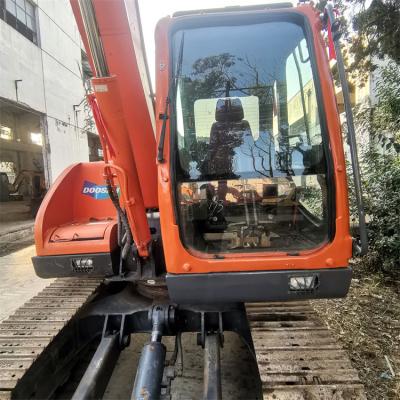 Cina Doosan Dx75 Escavatore usato Doosan Escavatore di seconda mano 7 tonnellate in vendita