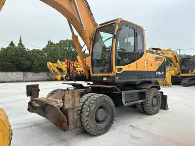Cina Hyundai 210W-9T Excavator a ruote usate 22T con motore Cummins 140kW in vendita