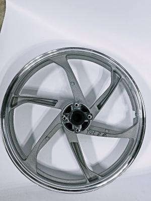 Cina Tipo a 10 pollici dell'OEM del hub di ruota della parte posteriore della lega di alluminio per il carraio di Bajaj tre in vendita
